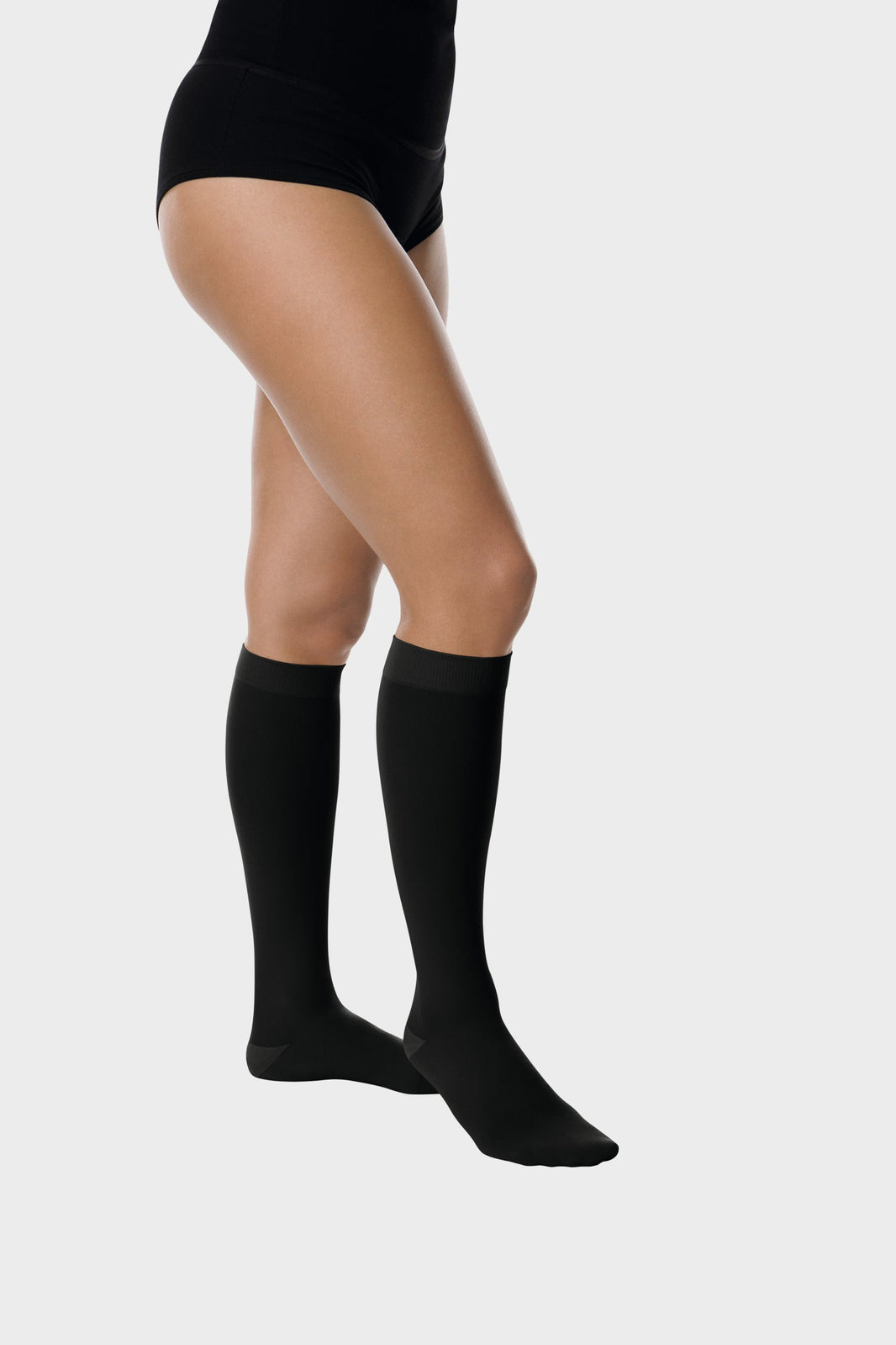 Juzo Kompressionsstrümpfe in verschiedenen Modellen & Ausführungen ...